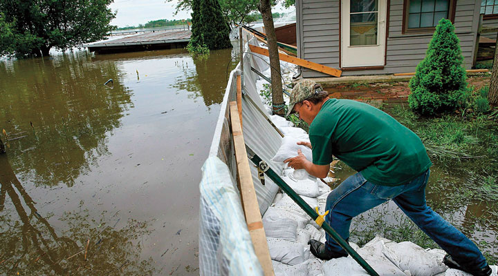 Rising Waters Physics Article for Students | Scholastic Science World ...