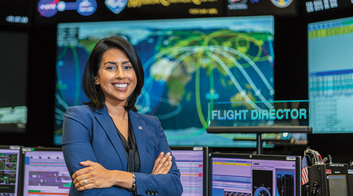 NASA Flight Director Cool STEM Jobs Article for Students | Scholastic ...