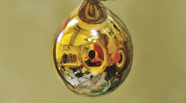 Metallic Water? Chemistry Article for Students | Scholastic Science ...