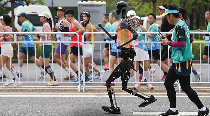 Robot Runners? | Engineering Article for Students | Scholastic Science ...